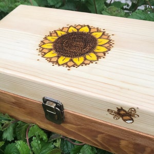 Sunflower Essential Oil Storage Box- Wooden Grid Box for Aromatherapy ...