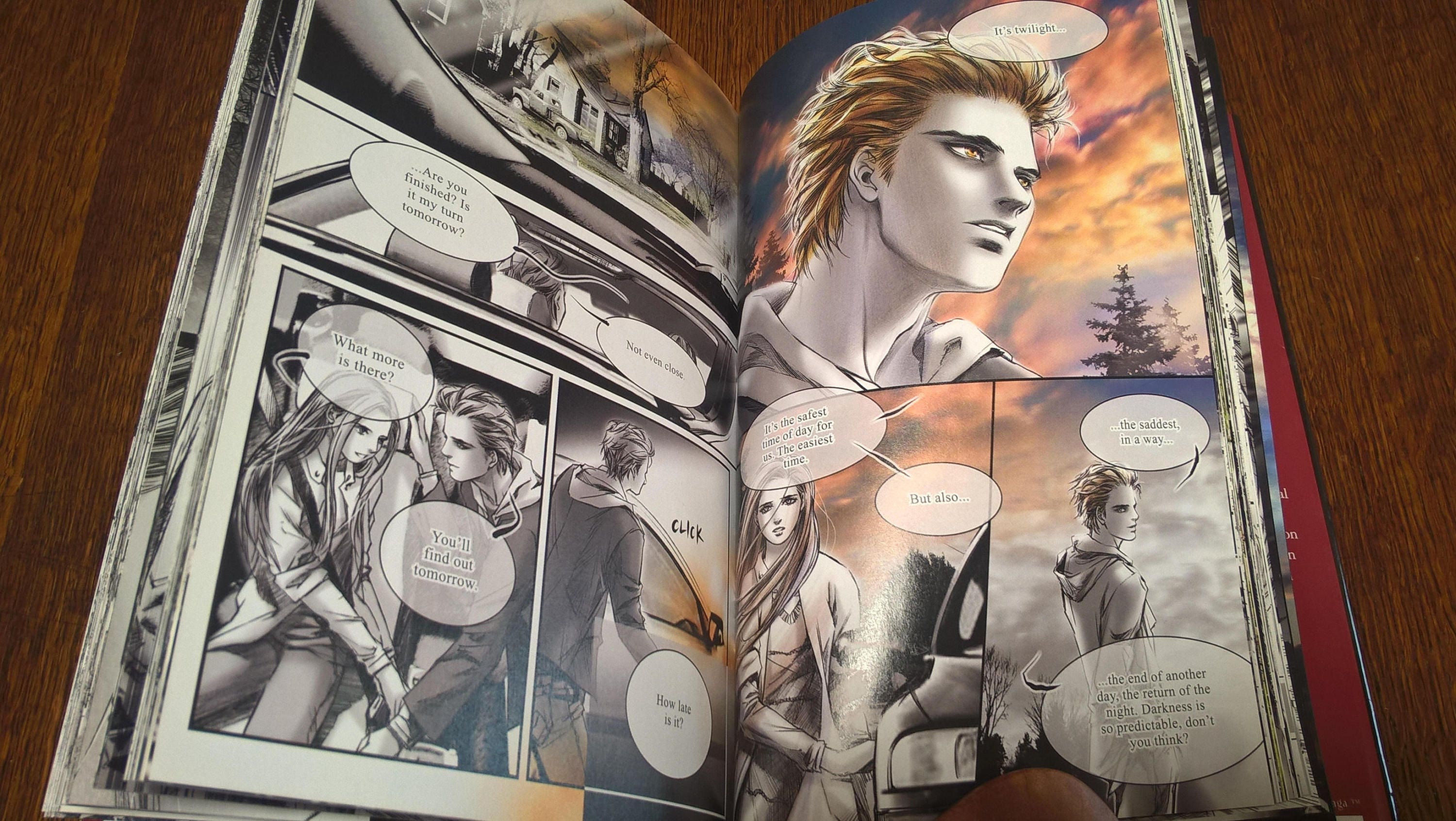 Twilight: The Graphic Novel by Young Kim, Stephenie Meyer - First ...