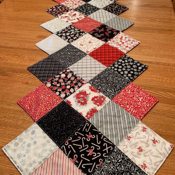 Zig Zag Table Runner - Etsy