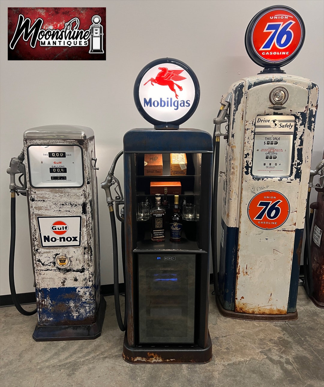 1940s MOBIL GASOLINE Gas Pump W/ Custom Made Whiskey Bar & Cigar ...