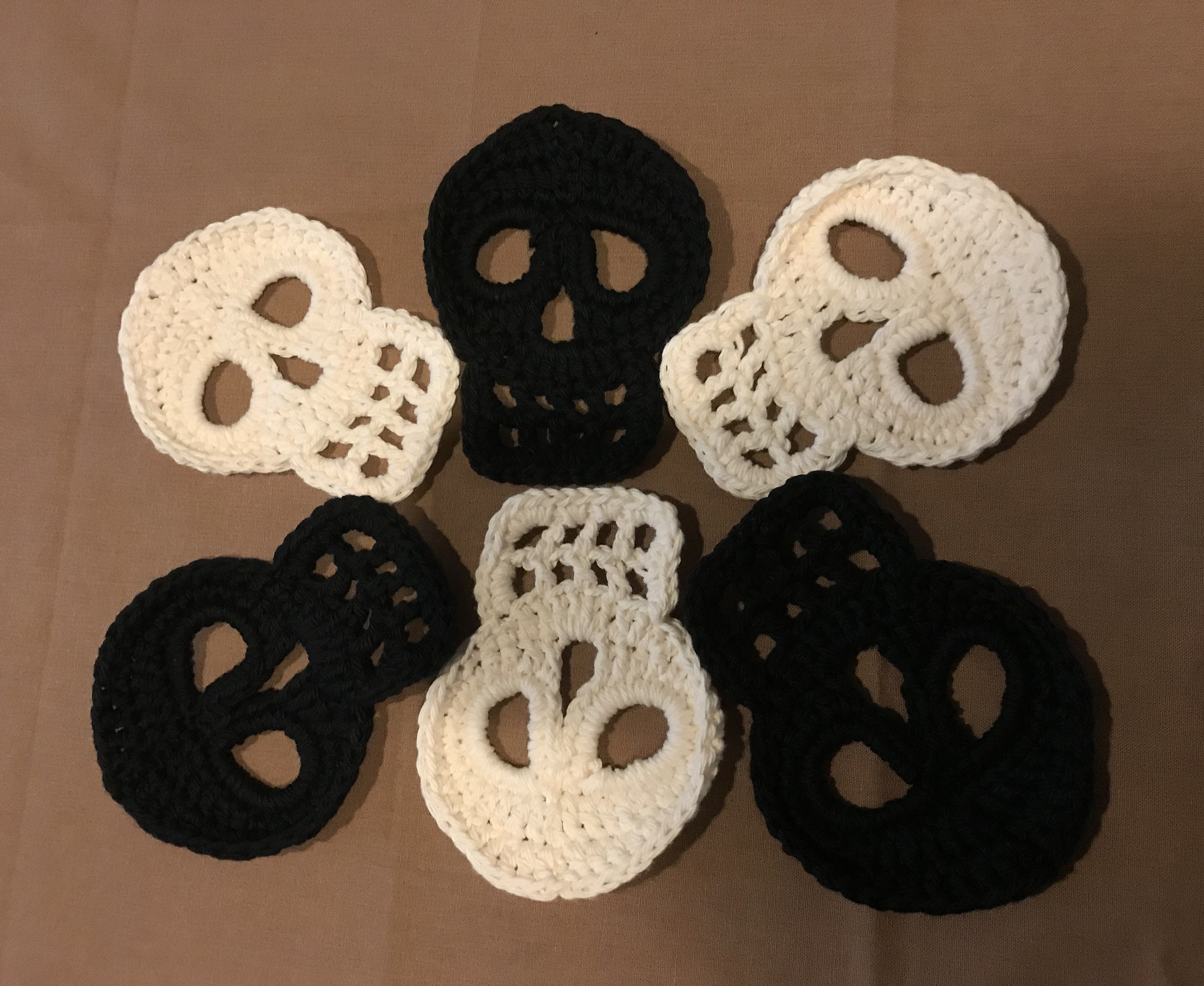 Crochet Skull Coasters, Set of 6, Halloween Coasters - Etsy