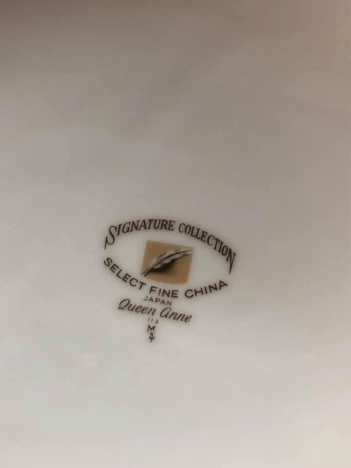 Queen Anne Signature Collection Covered Vegetable Dish Vintage - Etsy