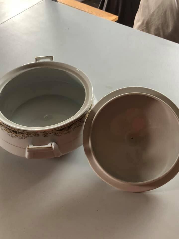 Queen Anne Signature Collection Covered Vegetable Dish Vintage - Etsy