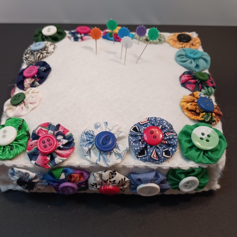 Square Pincushion - Etsy