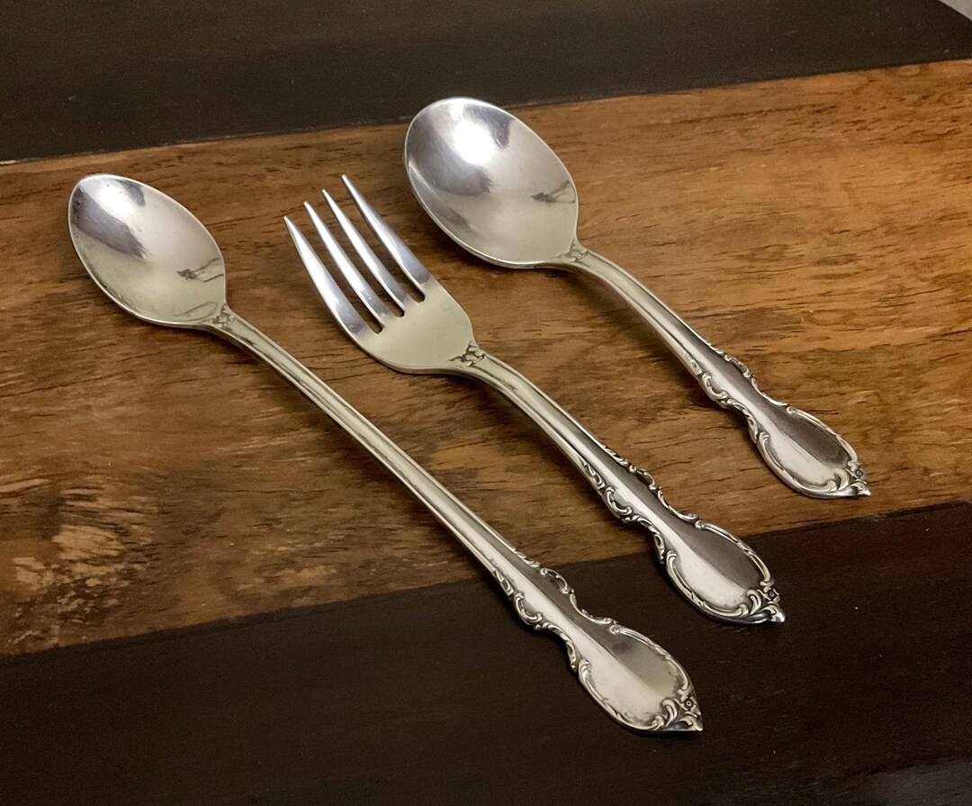 Silverplate Baby Spoon Set, Rogers Reflection, Infant Feeding, Baby ...