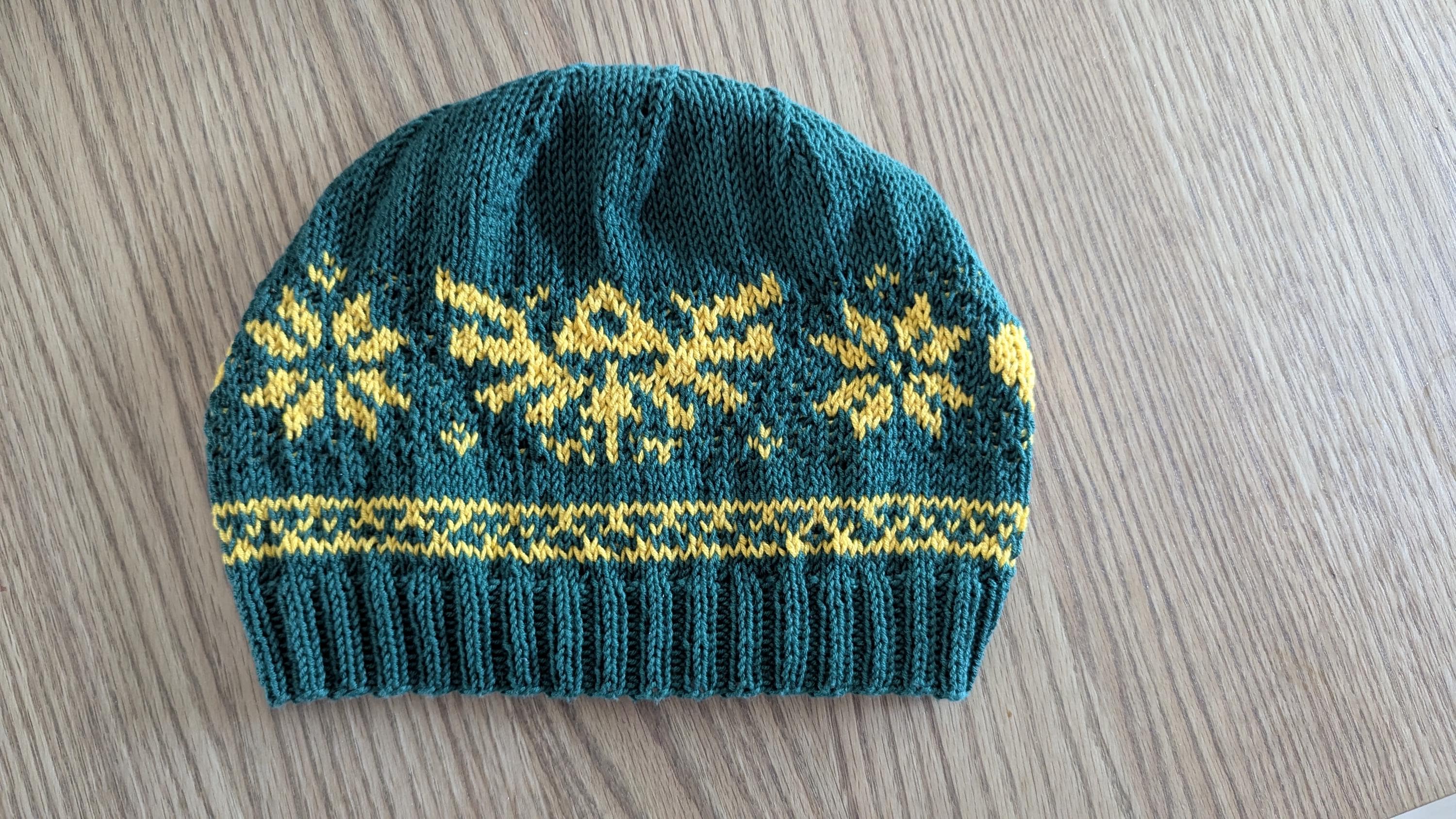 PATTERN ONLY - Hyrule Crest - Zelda Inspired Adult Winter Themed Beanie ...