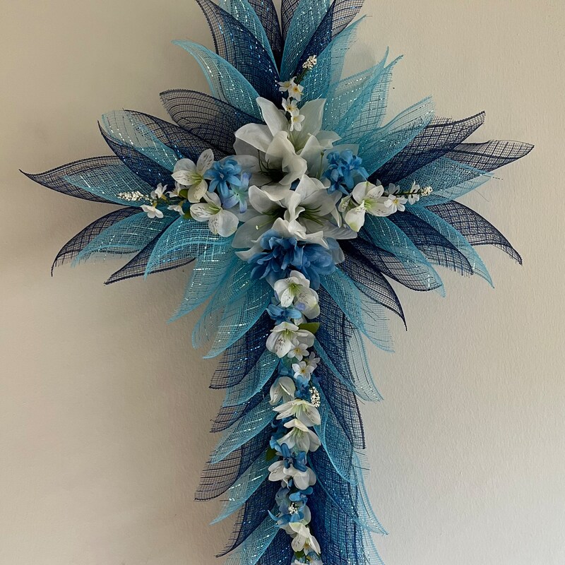 Deco Mesh Cross Wreath - Etsy
