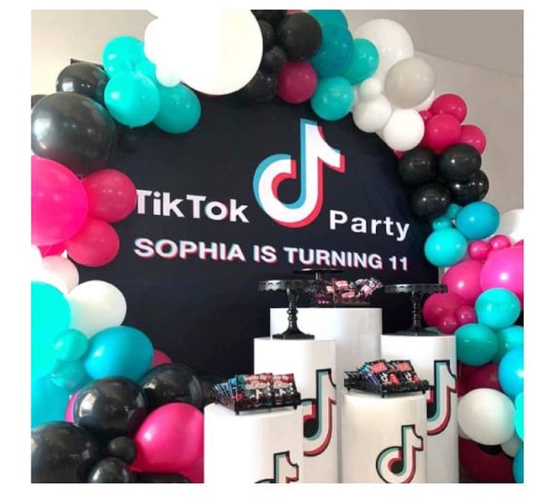 105pcs Tik Tok Theme Party Hot Pink Black White Tiffany And Music Note Foil Balloons Garland And