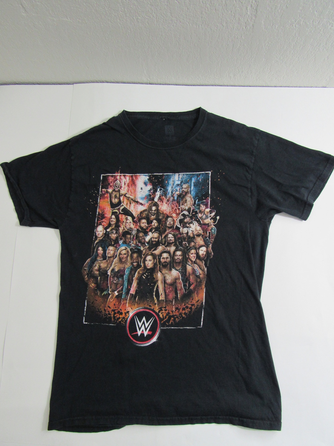 WWE Wrestling Men's Event T-shirt Fits Size Small! - Etsy
