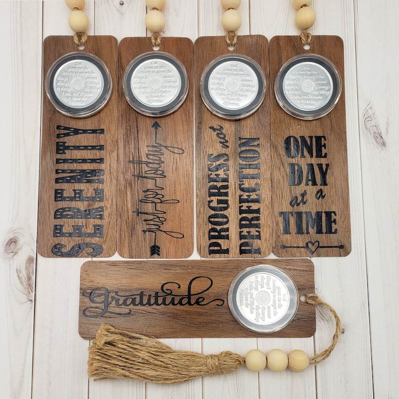 AA Chip Holder Gratitude Gift Set: Wood Bookmark, Serenity Prayer Chip ...