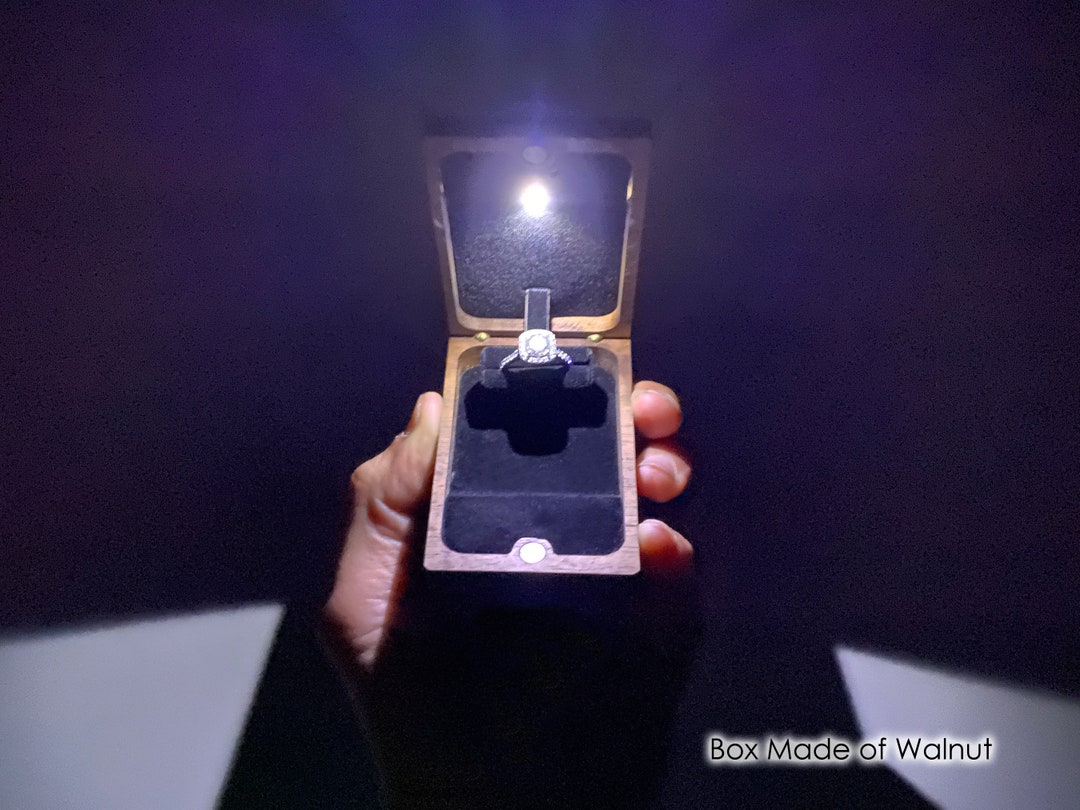 LED Flip-up Engagement Ring Box With Light / Slim Wooden Ring Box With ...