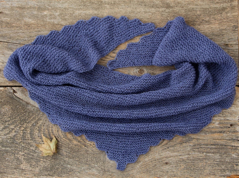 Small Triangle Shawl Hand Knit Triangle Shawlette Scarf Women Crochet ...