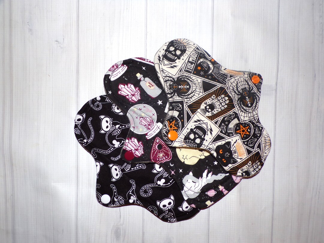 Celestial Cloth Pads8 and 9 Cloth Moderate Flow - Etsy