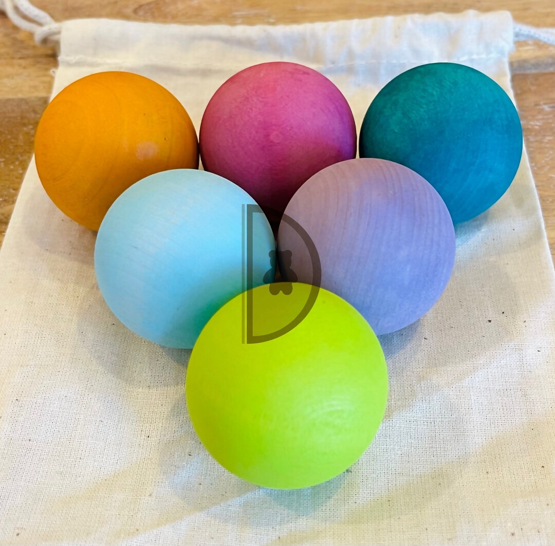 6 Wooden Colorful Balls in Paper Pulp Egg Carton Rainbow Pastel Natural ...