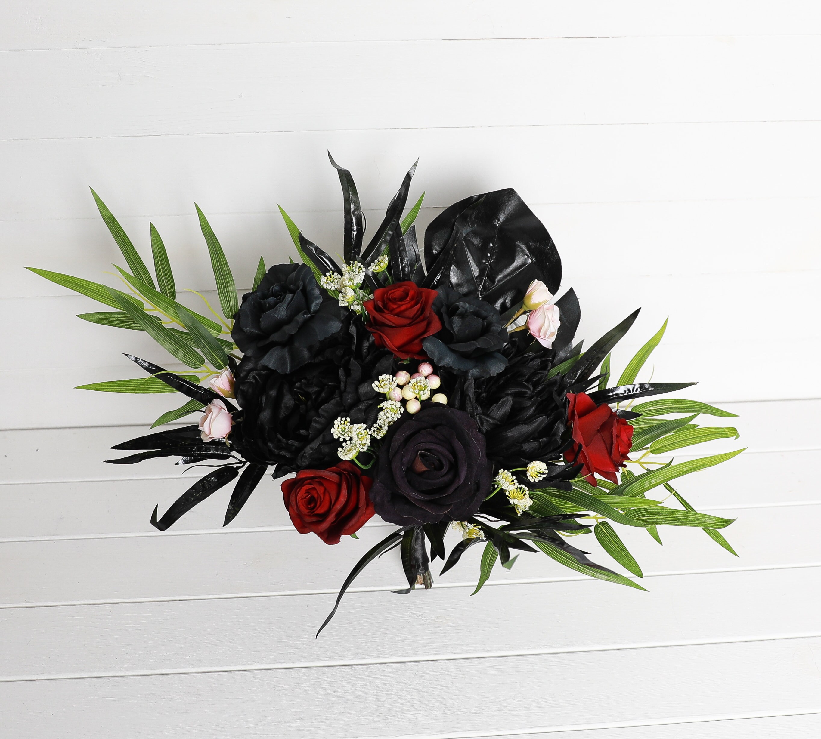 Black Deep Red Roses Wedding Bouquet, Black Dark Red Halloween Gothic ...
