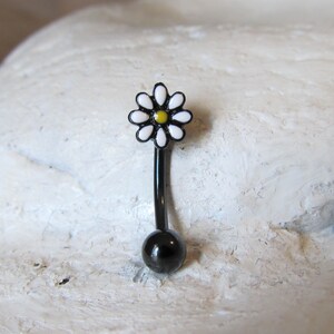 Daith Piercing Surgical Steel Black Flower Curved Barbell..16g...8mm - Etsy