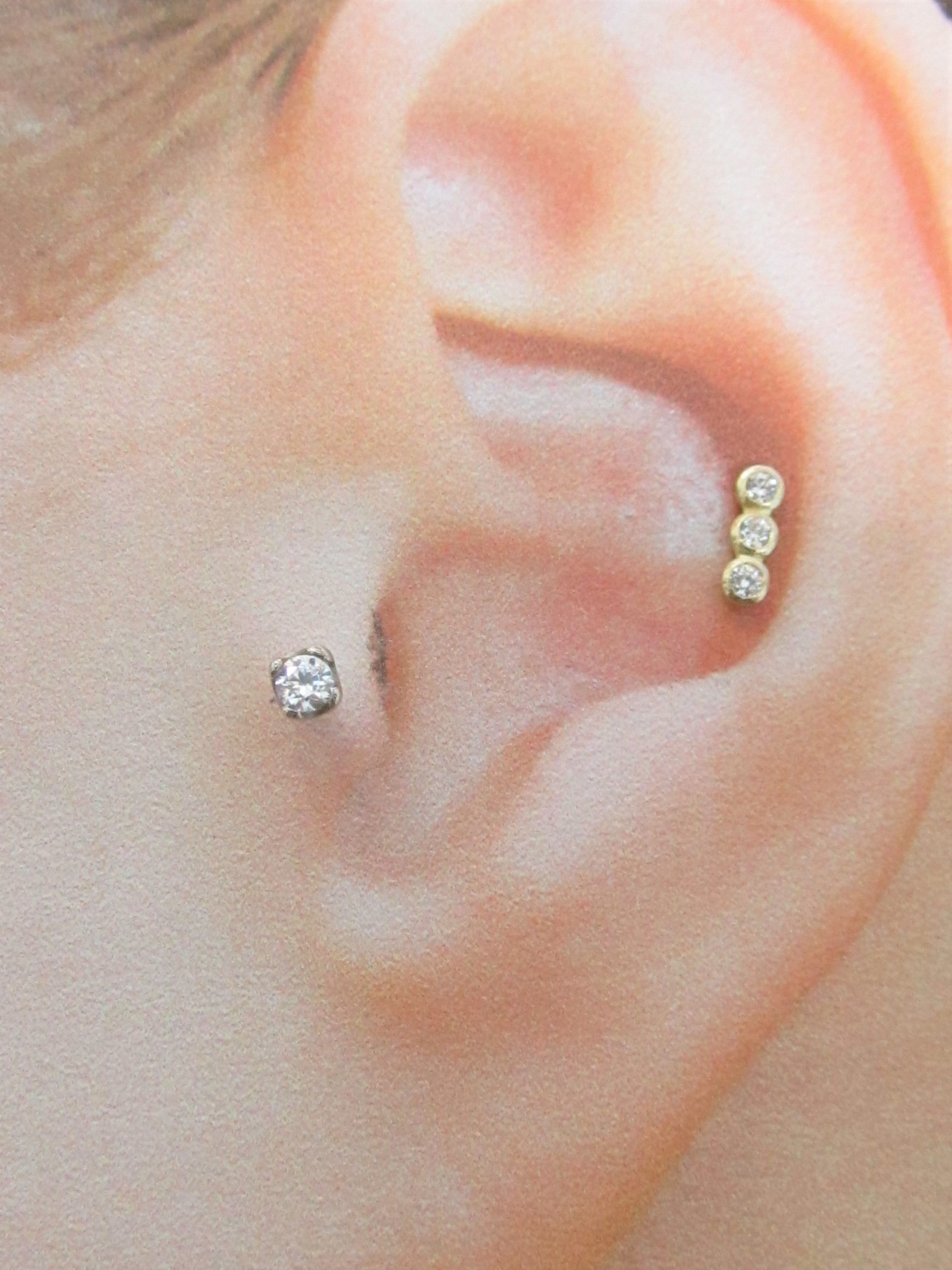 14k Solid White Gold Tragus Piercing Prung Set 2.5mm cz Laret | Etsy