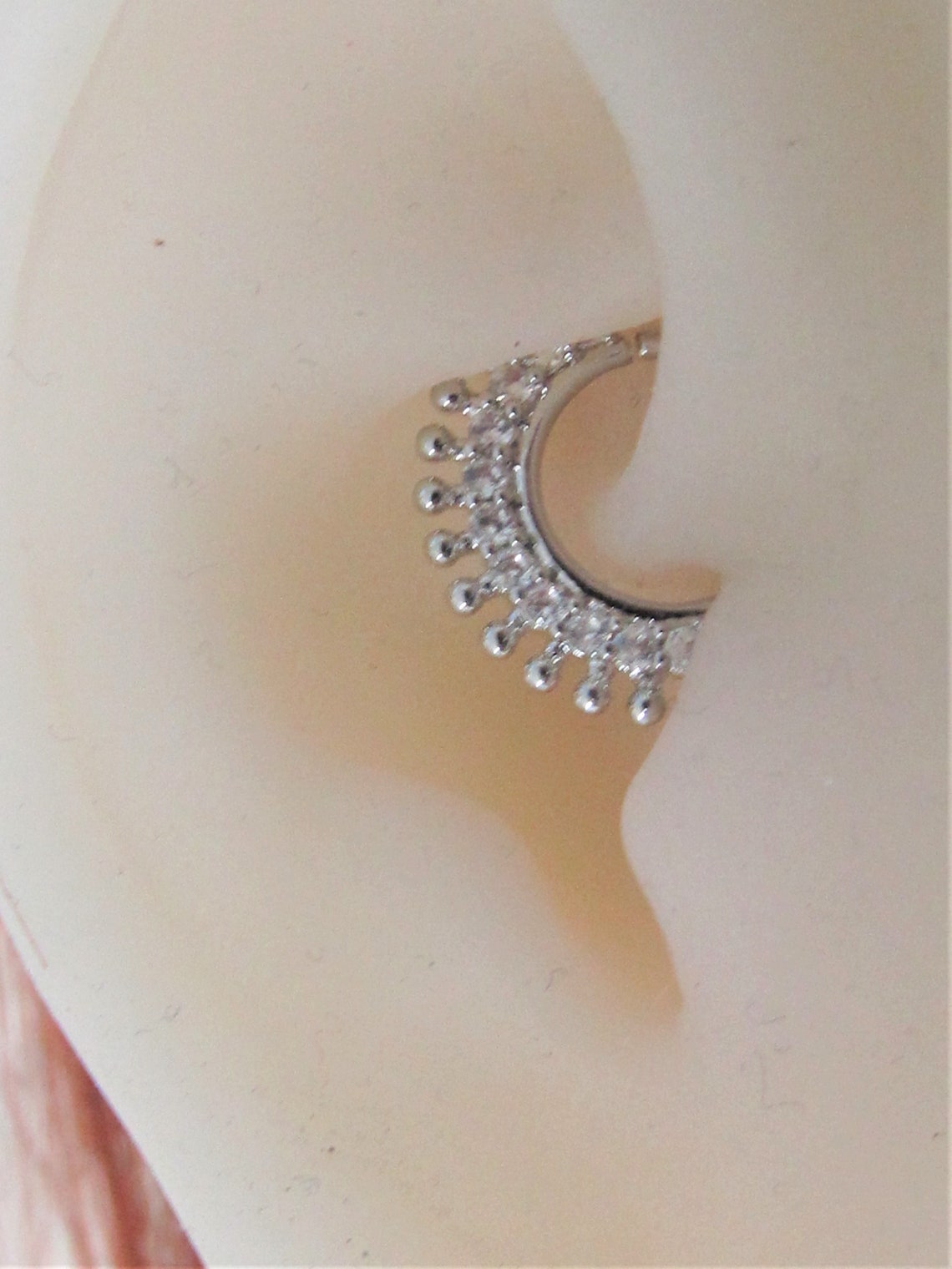 14k oro blanco Daith Pircing Septum Forrado cz y bolas anillo | Etsy