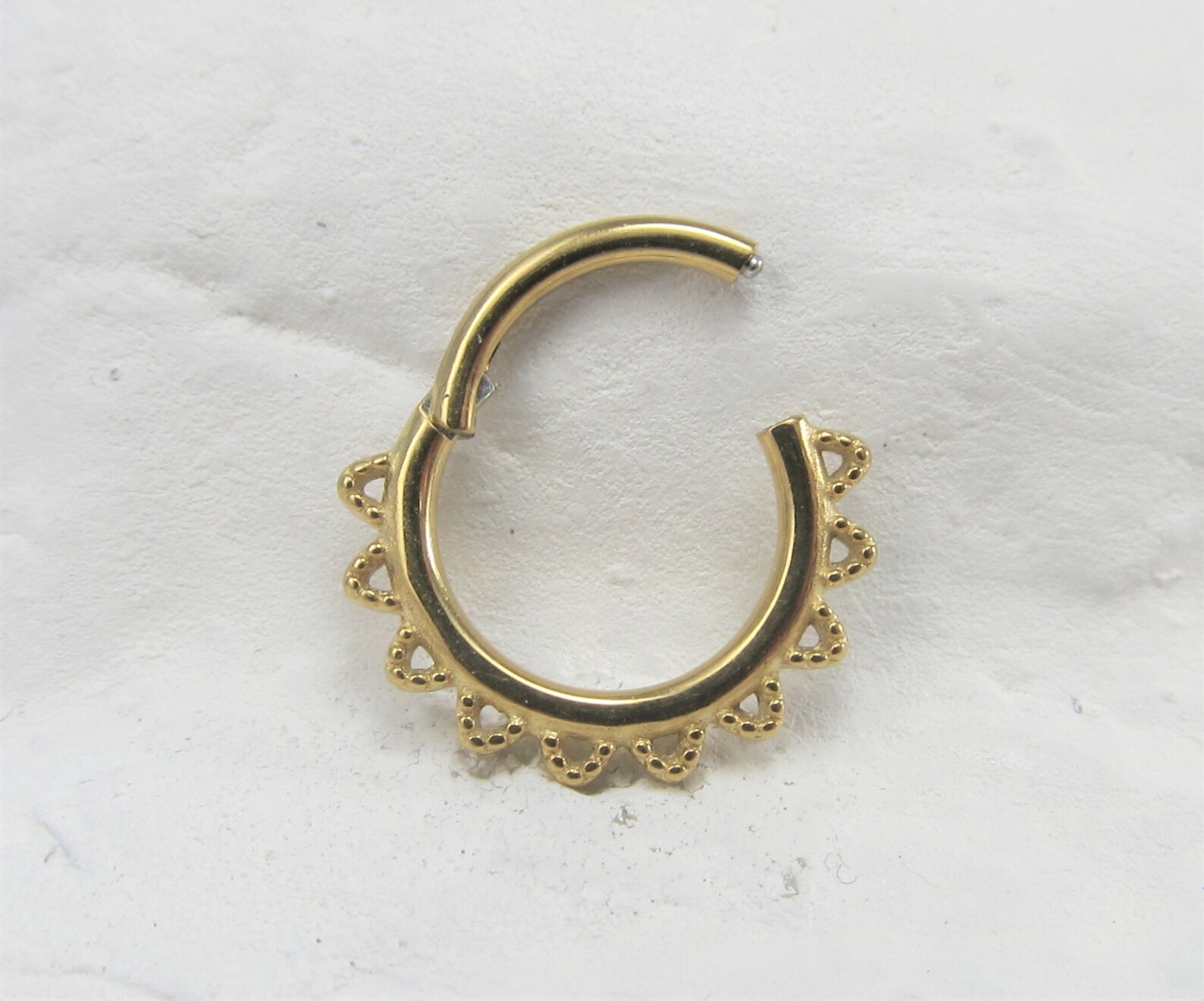 Gold Daith Delicate Hinged Clicker Ring..16g..8mm..surgical Steel ...