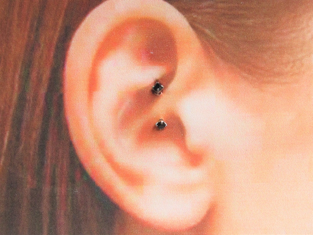 Internally Threaded Daith Piercing Curved Double Jeweled Black Cz ...