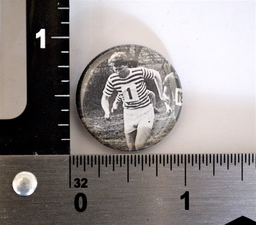 Retro World Cup Rugby/soccer Player Metal Button/pin Vintage - Etsy