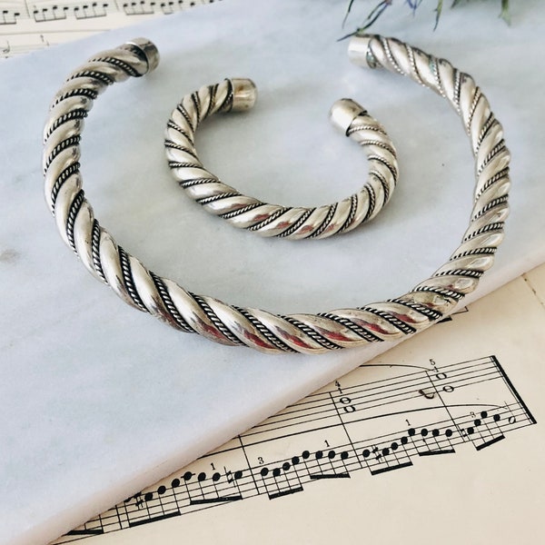 Torque Necklace - Etsy