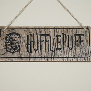 Hufflepuff, Hufflepuff Signs, Harry Potter, Wooden Sign, Harry Potter ...