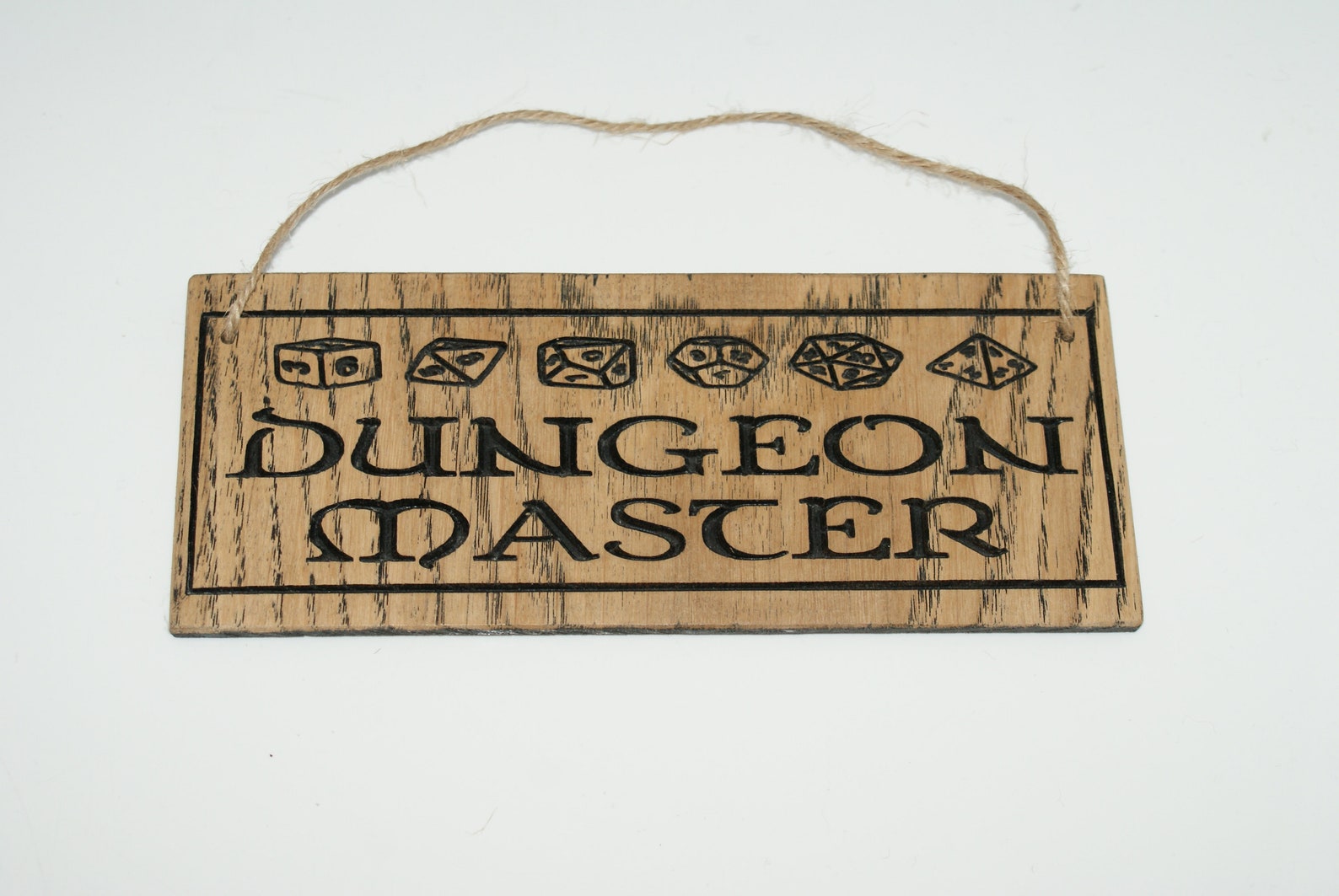 Dungeon Master Wooden Sign DnD Dungeons and Dragons Signs - Etsy.de