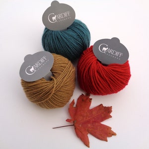 Red Worsted Weight Cashmere Yarn Christmas Red Cardiff - Etsy