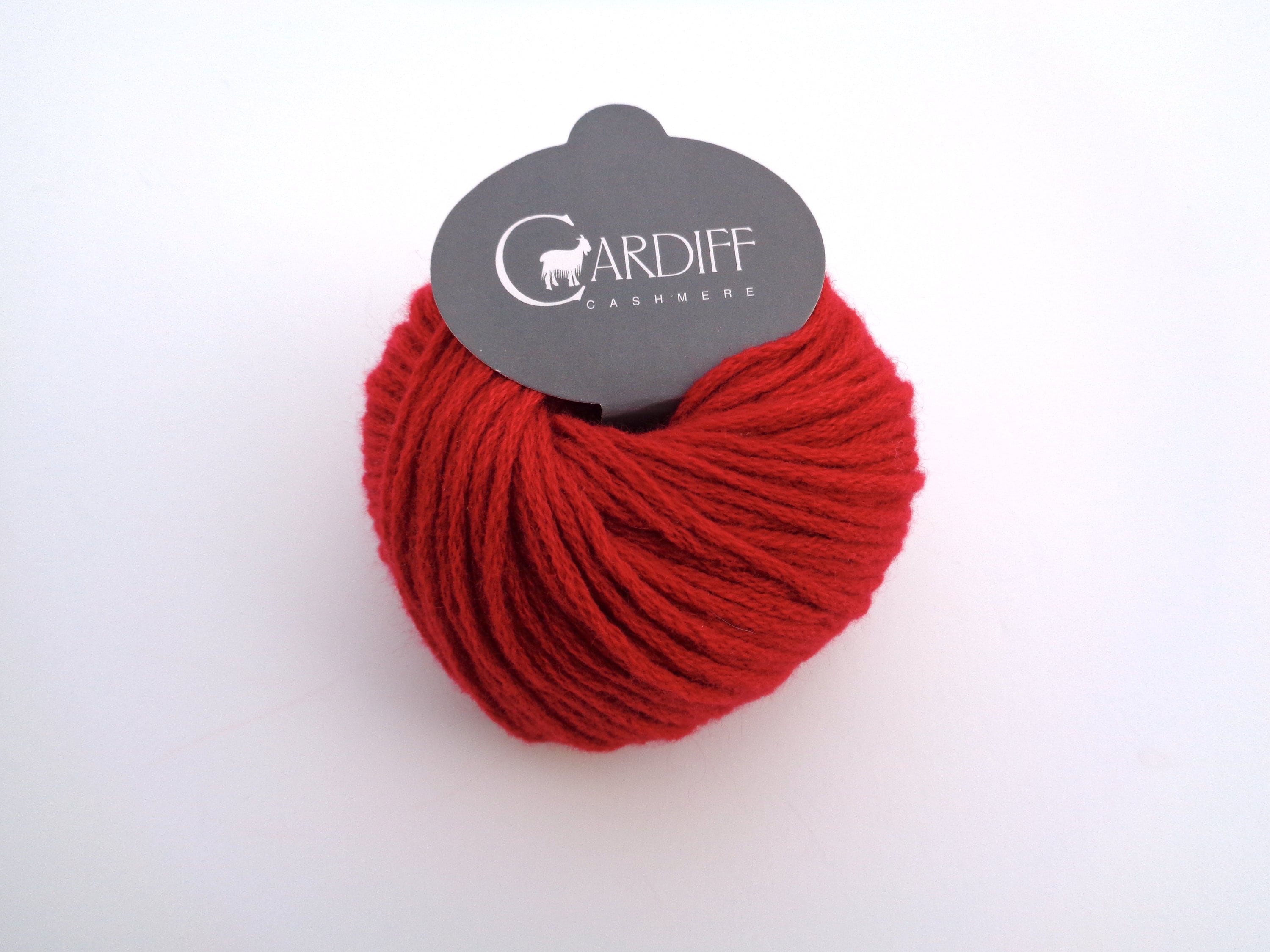 Red Worsted Weight Cashmere Yarn Christmas Red Cardiff | Etsy
