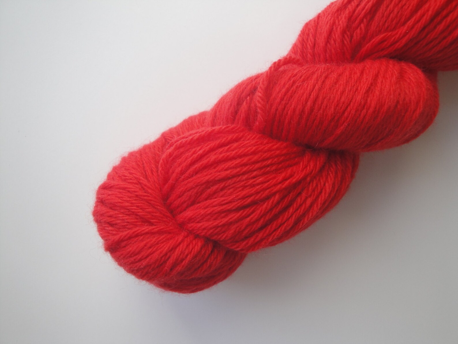 Red Cashmere Yarn, Sport Weight, Jojoland Cashmere 4ply Knitting ...