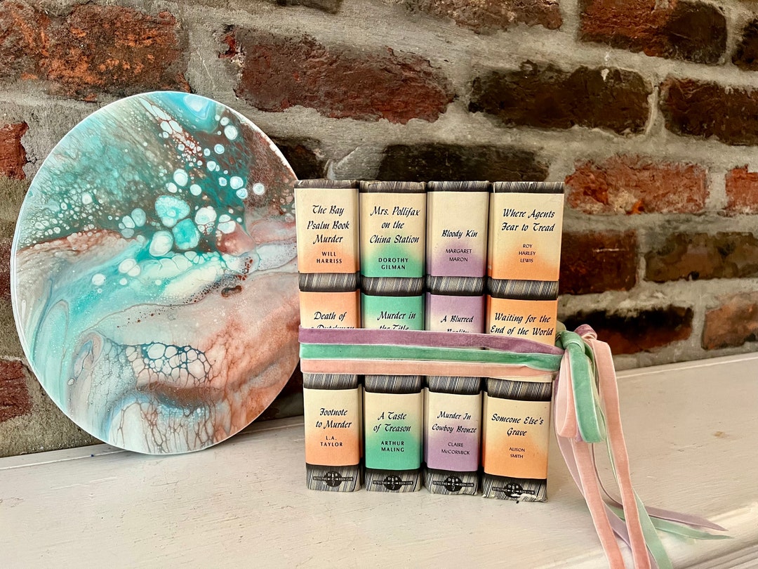 Vintage Detective Book Club Set: 1980s Decorative Book Stack - Etsy