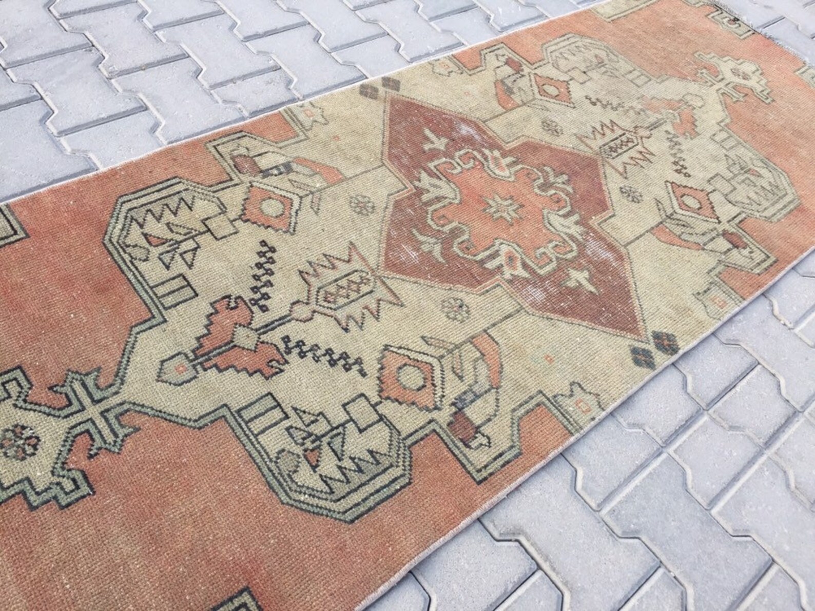 Carpet Rug Vintag Rug Muted Red Faded rug Pastel Carpet | Etsy