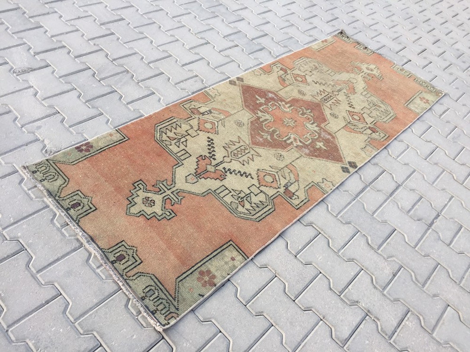 Carpet Rug Vintag Rug Muted Red Faded rug Pastel Carpet | Etsy