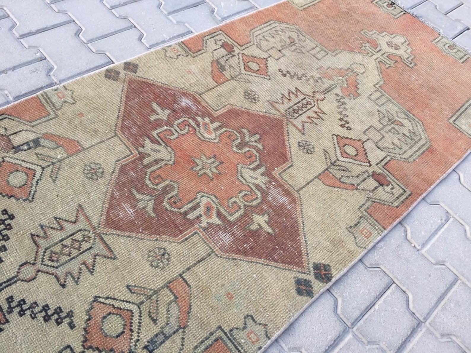 Carpet Rug Vintag Rug Muted Red Faded rug Pastel Carpet | Etsy