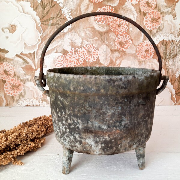 Large Cast Iron Cauldron - Etsy