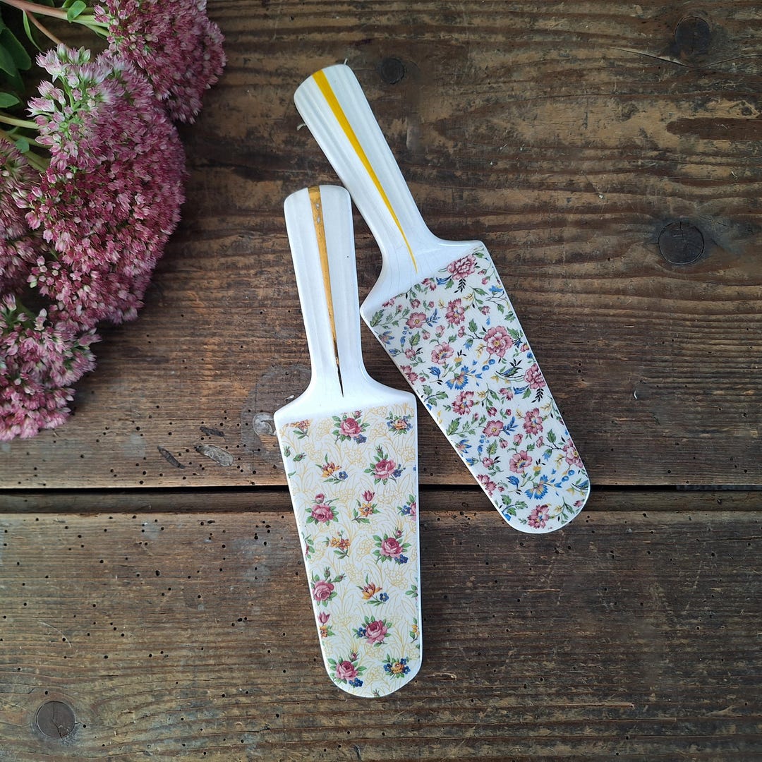 Pair of Floral Ceramic Pie and Cake Servers, French Vintage Porcelain ...