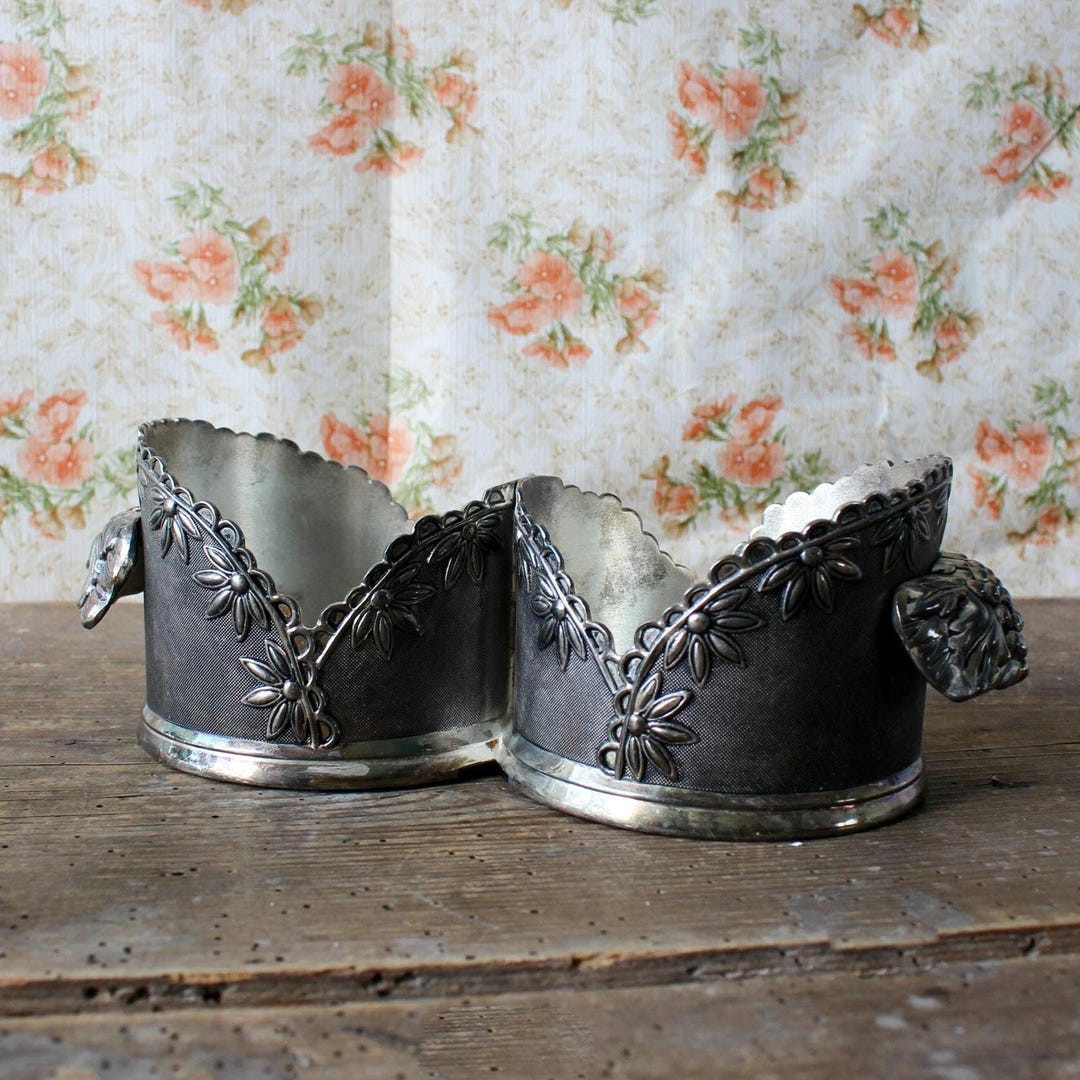 SILEA Silver Plated Double Wine Bottle Coaster Vintage, Grapevine Wine ...