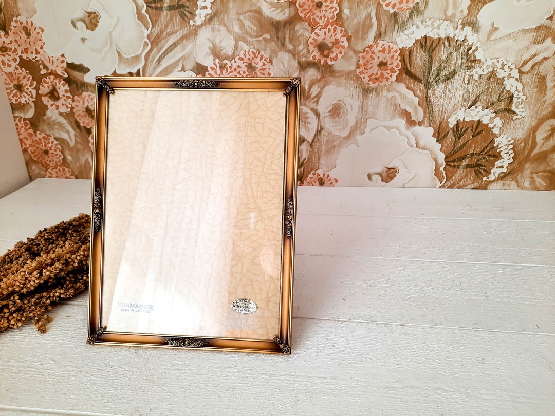 Large Ornate Picture Frame Vintage Glass Gold Metal Picture Frame ...