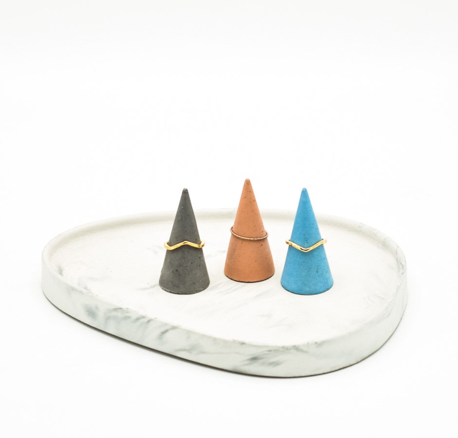 Ring Holder Engagement Ring Stand Ring Cone Jewelry - Etsy