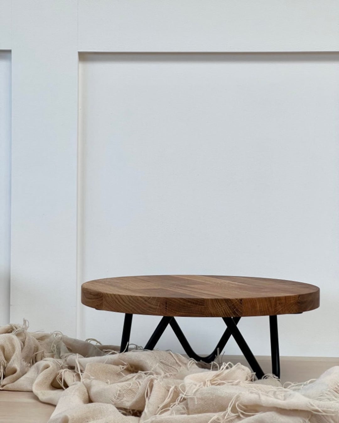 Black Hairpin Leg Cake Stand - Raised Solid Wood and Oak Platform ...