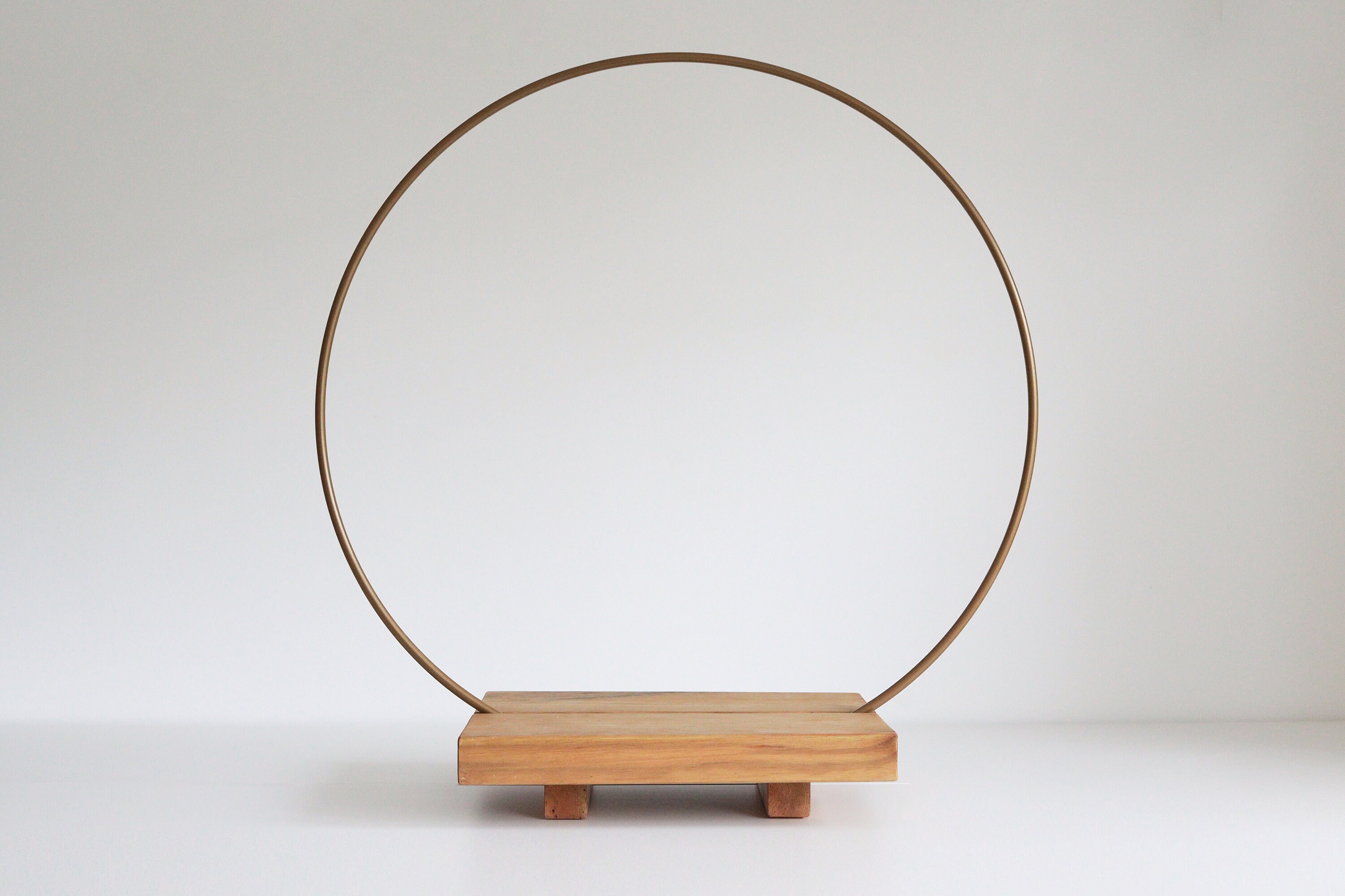 The Floral Hoop Stand - Floral Cake Stand - Flower Cake Hoop - Cake ...