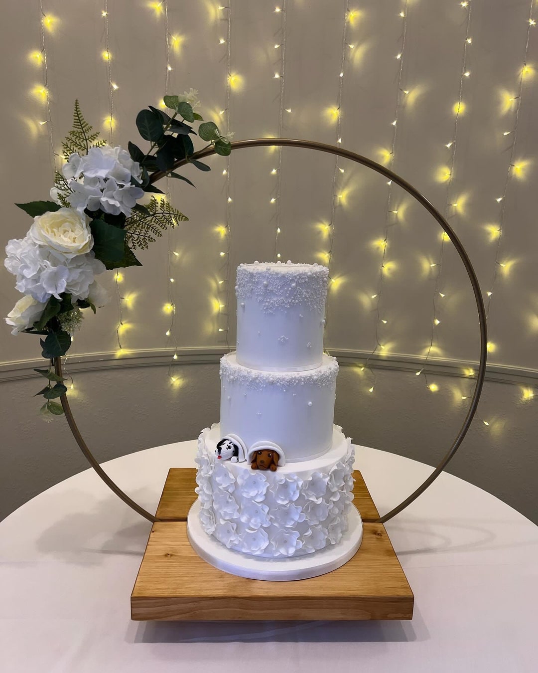 The Floral Hoop Stand - Floral Cake Stand - Flower Cake Hoop - Cake ...