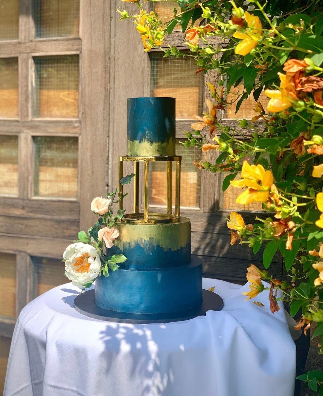 6" Round Cake Separator - Metallic Gold/metallic Silver/black Cake ...