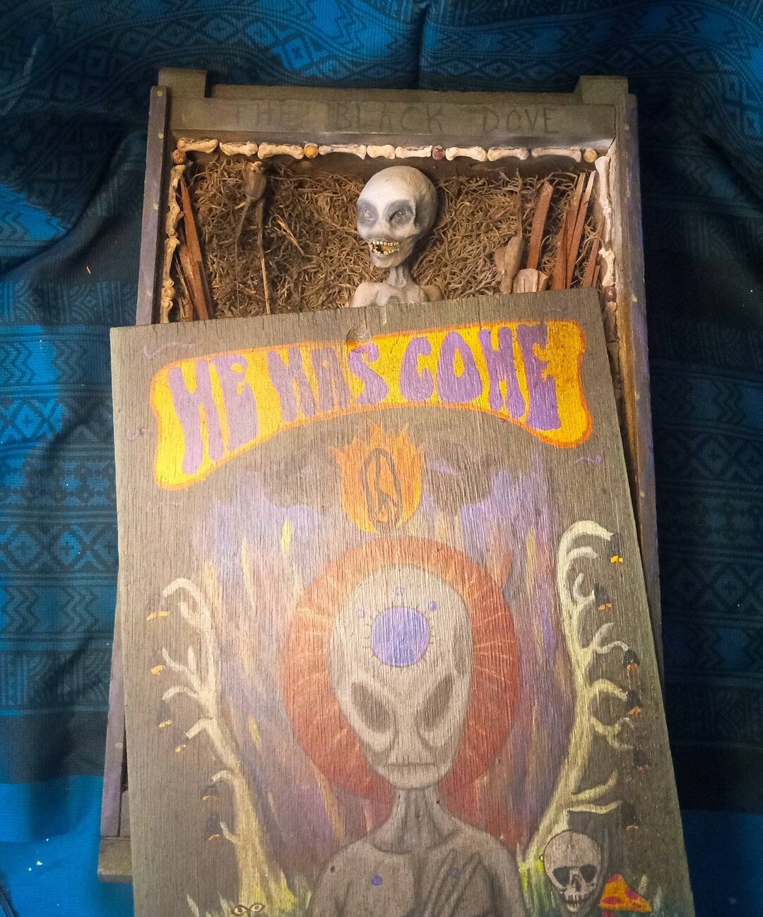 Psychedelic Mummified Alien the Black Dove Doomsday Cult Gaff - Etsy