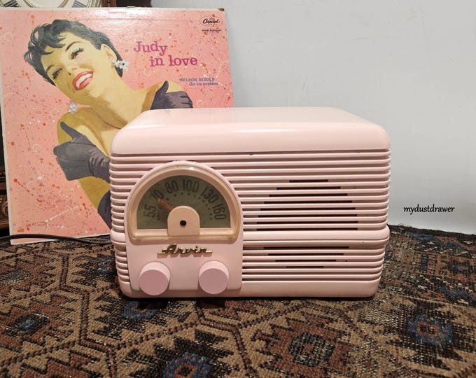 VRS0281 1961 RCA Clock Radio in Rare Pink. Restored and Working. FREE ...