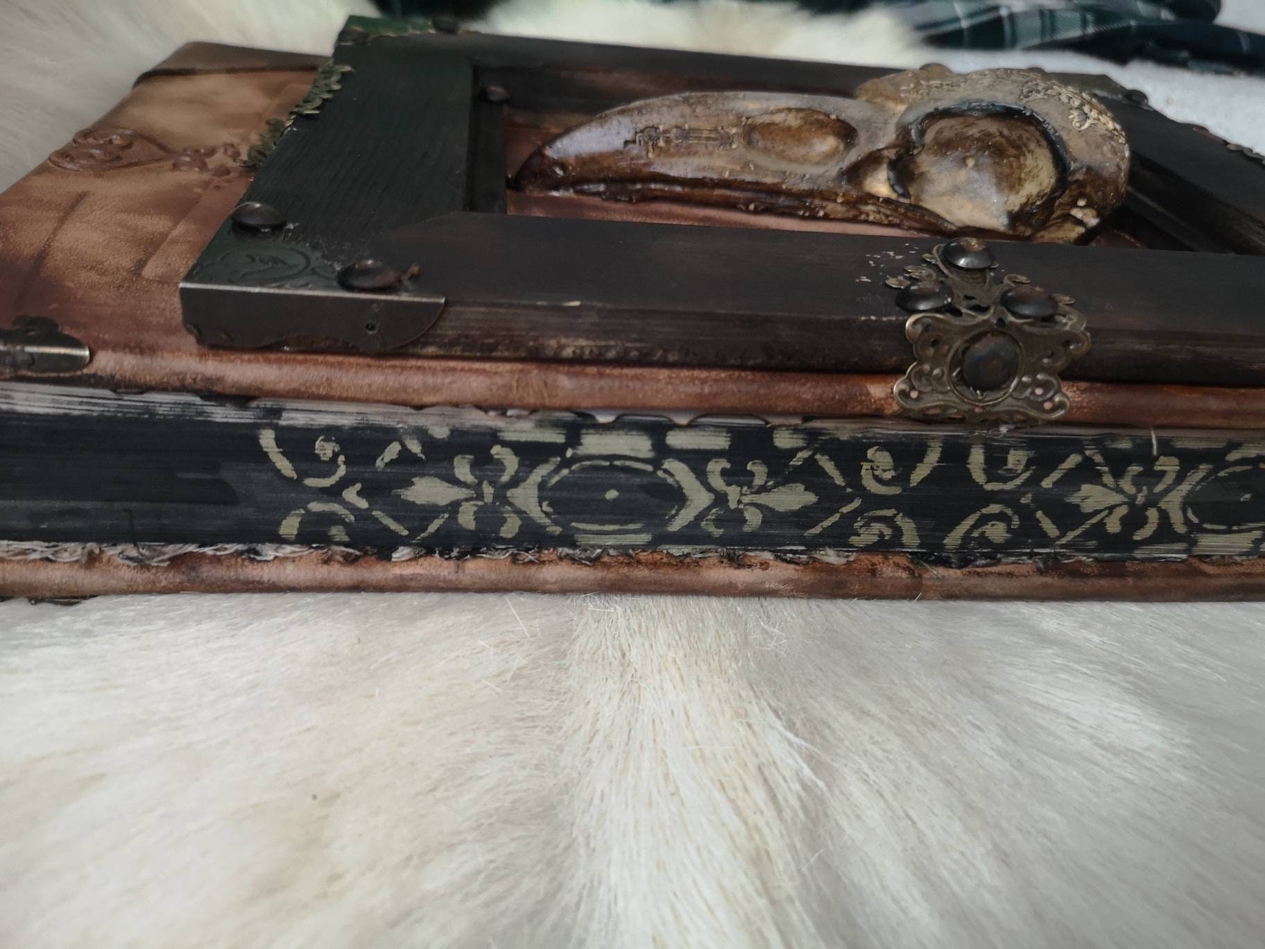 Raven Magick Grimoire Blank Book 1000 Pages 14.2 X 8.9 Huge Altar Book ...