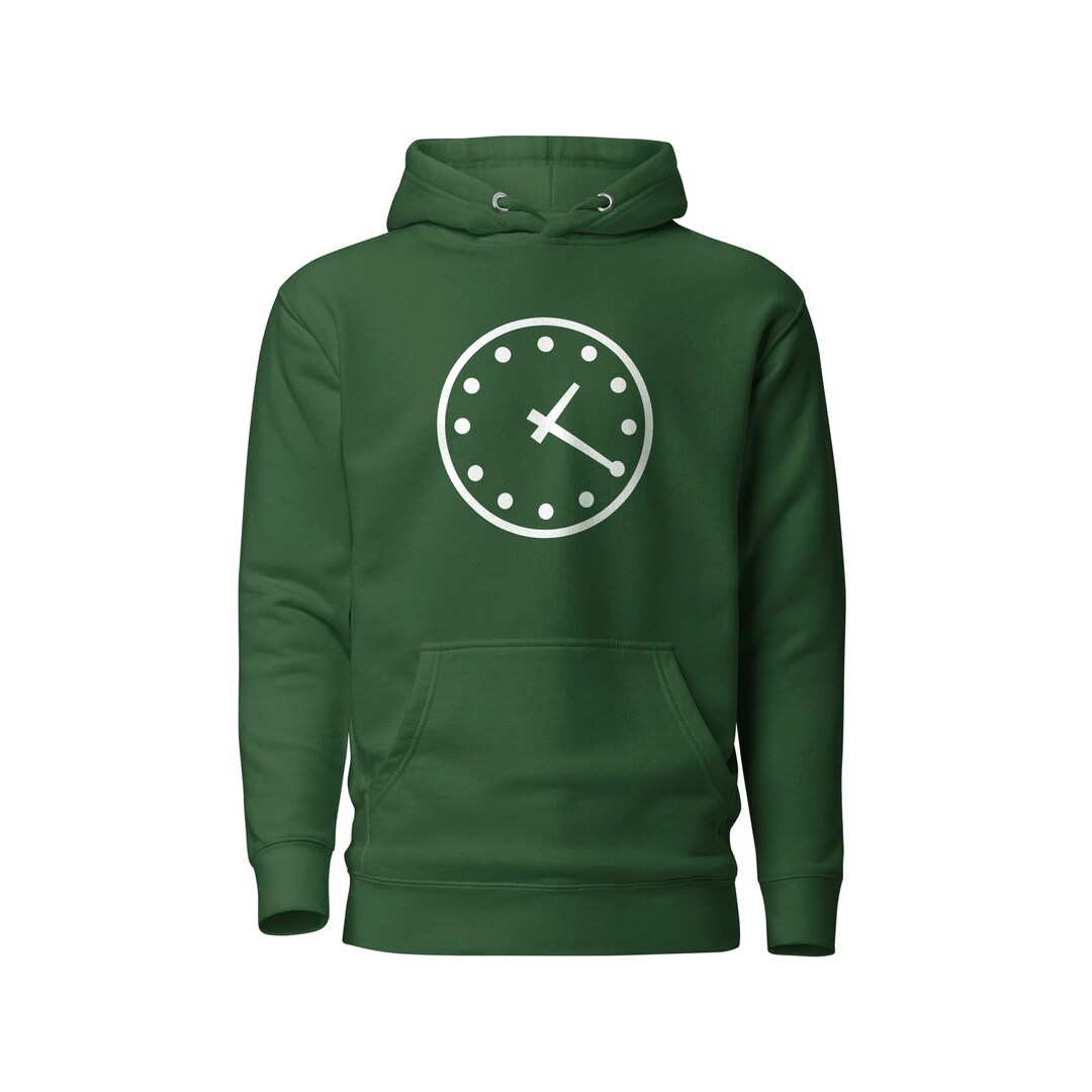 Wrigley Field Scoreboard Clock Hoodie for Die Hard Chicago Cubs Fans ...