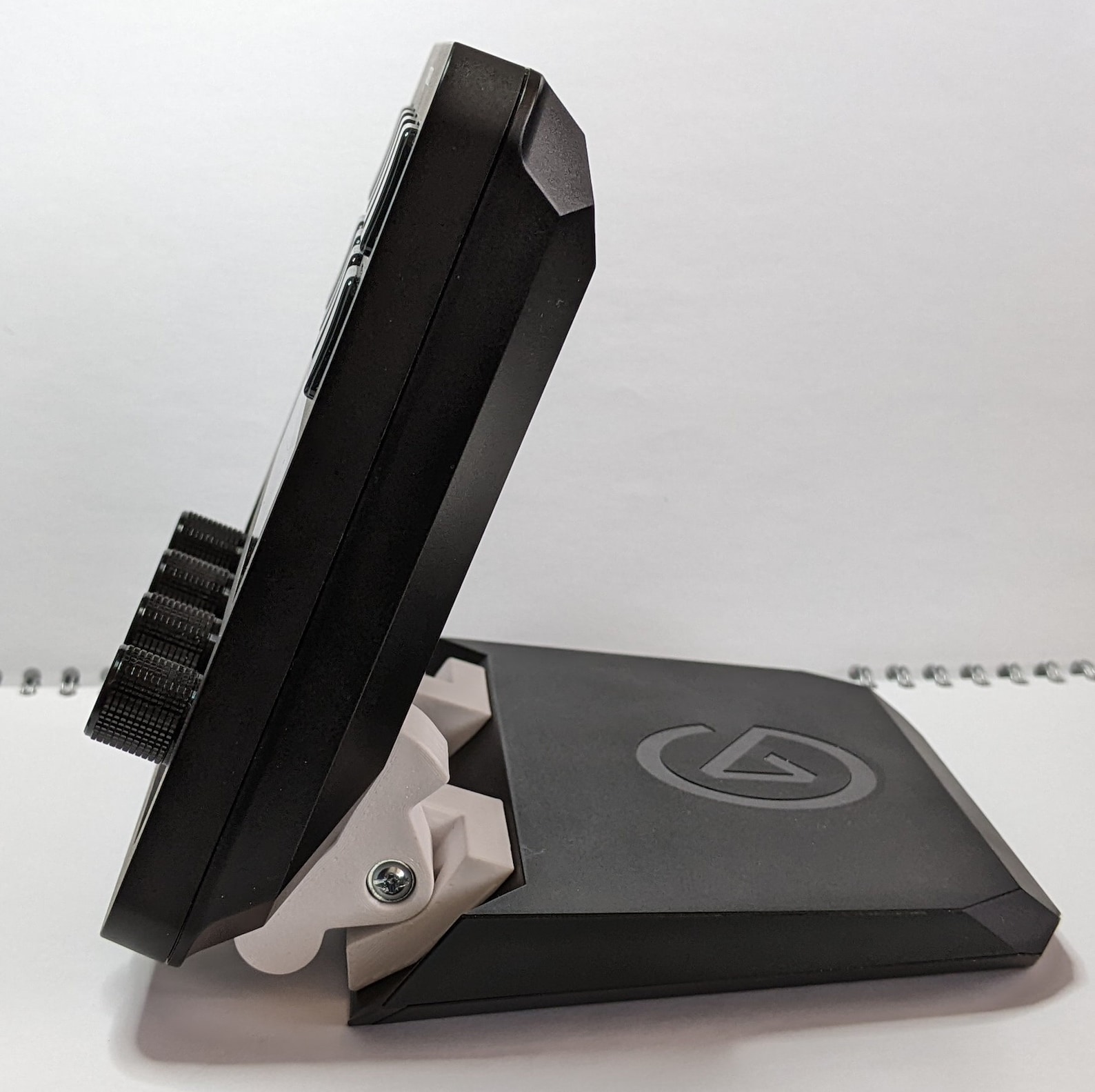 Adjustable Tilt Hinge for Stream Deck Plus - Enhance Your Streaming ...