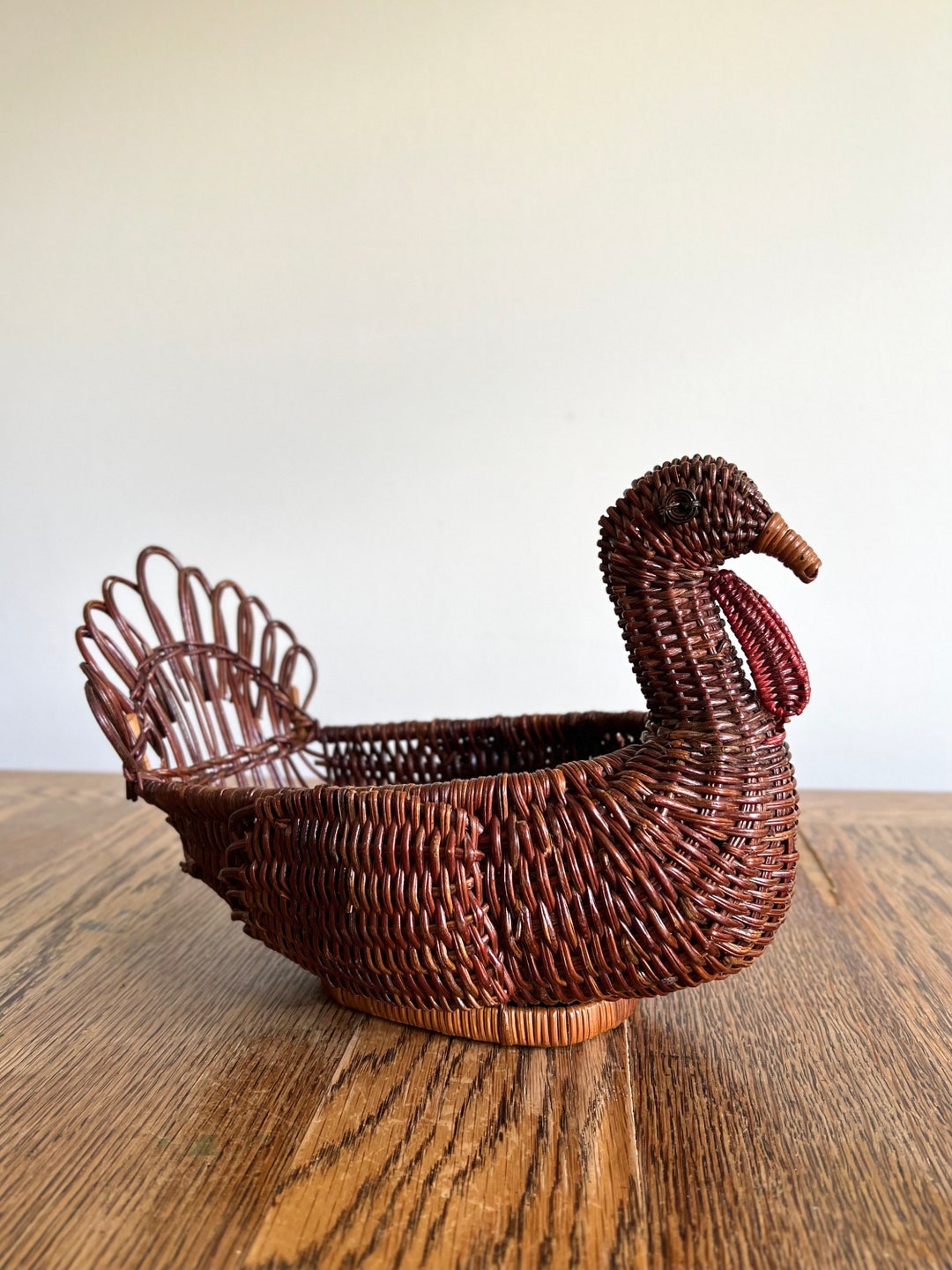 Vintage Wicker Chicken Basket Turkey Basket Cottage Core - Etsy